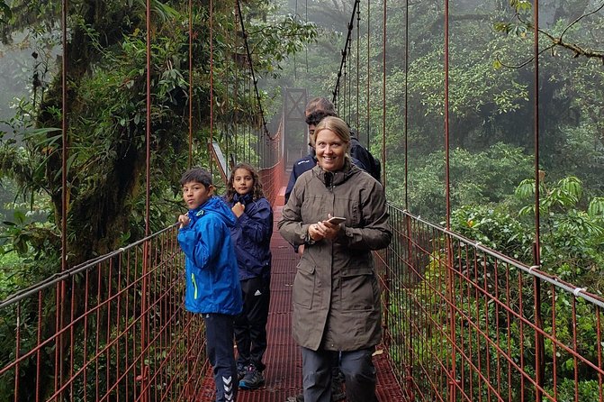 Package | Monteverde Cloud Forest + Curi-Cancha Reserve + Night Hike (Private) - Guides and Experience