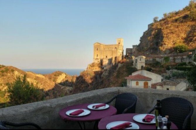 Package of 2 private tours in one day: Etna-Godfather with Lunch - FAQ