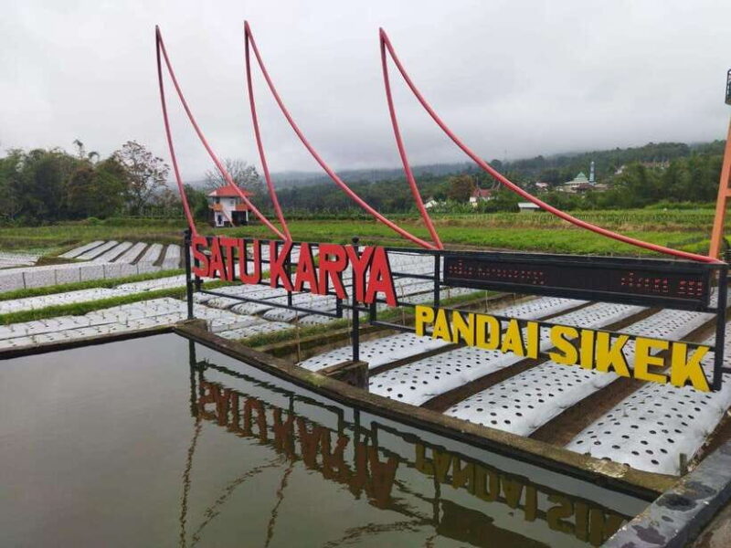 PADANG CITY : PRIVATE TOUR WITH CAR DRIVER - What’s Included & What’s Not