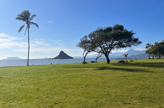 Paddle boarding and hiking adventure at Mokoli'i Island. - FAQ