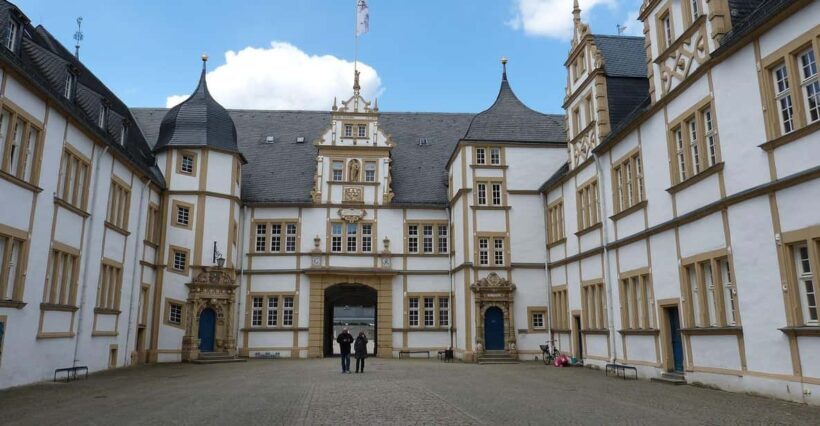 Paderborn Private Guided Walking Tour - FAQ