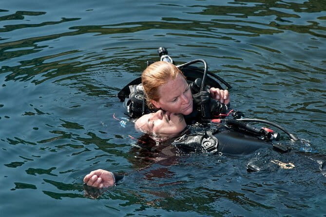 PADI Rescue Diver - What is the PADI Rescue Diver Course?
