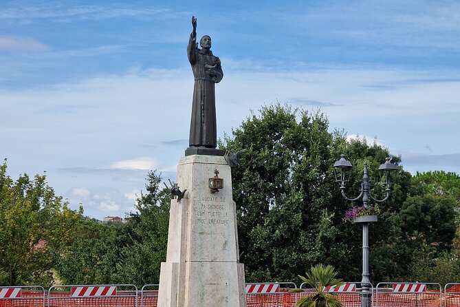 Padre Pios Shrine in San Giovanni Rotondo Private Tour From Rome - Exploring the Shrine