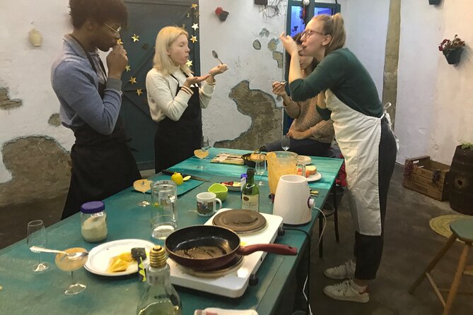 Paella and Salmorejo 2-Hour Cooking Class in Córdoba - Accessibility and Health Safety
