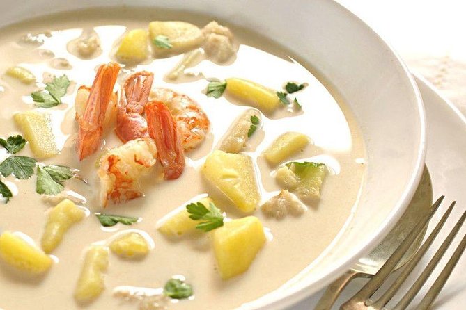 Paella and Tapas Tour With the Best Flamenco Show - A Taste of Malaga: Sample Menu Highlights