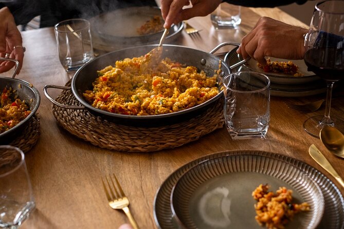 Paella Cooking Class With English Guide in Malaga - Choosing the Perfect Paella Cooking Class