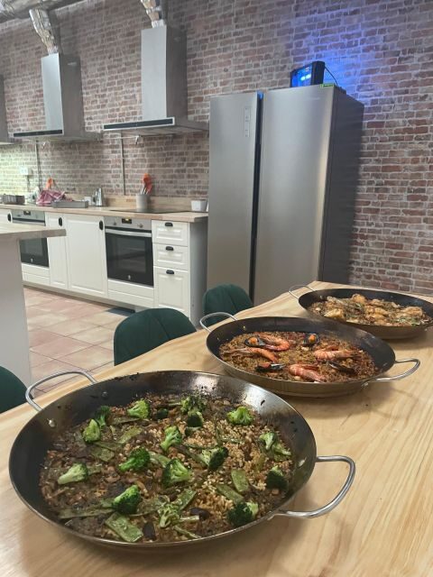 Paella Cooking Class with Sangria in Bilbao - Value and Practical Details