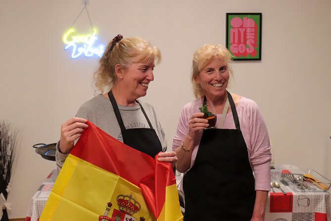 Paella Workshop With Bottomless Sangria in Central Madrid - Fun and Interactive Atmosphere