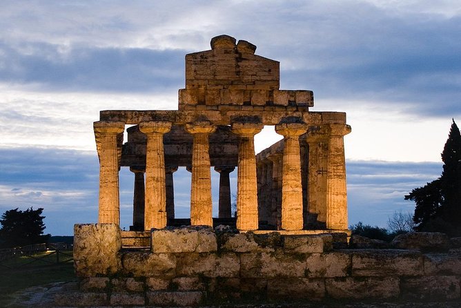 Paestum Private: Temples & Archaeological Museum with Your Local Archaeologist - The Itinerary in Detail