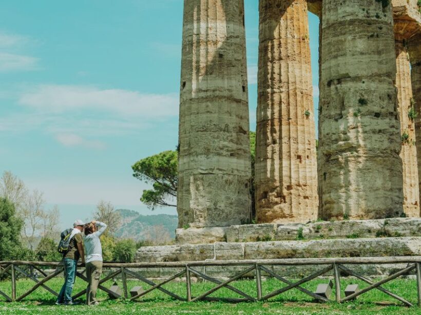 Paestum: Small-Group Tour with an Archaeologist and Tickets - Itinerary Breakdown: What to Expect
