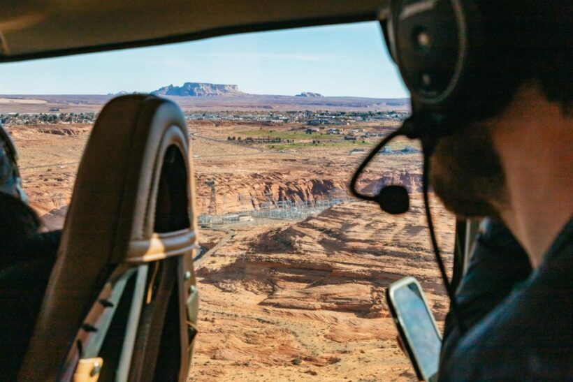 Page: Horseshoe Bend Helicopter Flight & Tower Butte Landing - What to Expect During Your Helicopter Flight