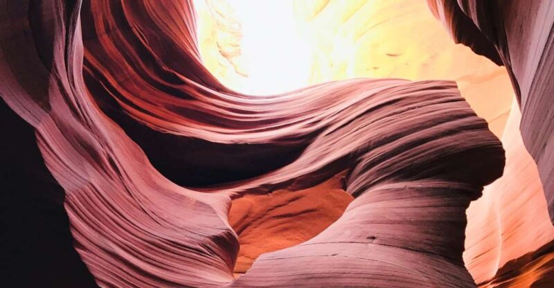 Page: Lower Antelope Canyon Entry and Navajo Guided Tour - What to Expect Inside the Canyon