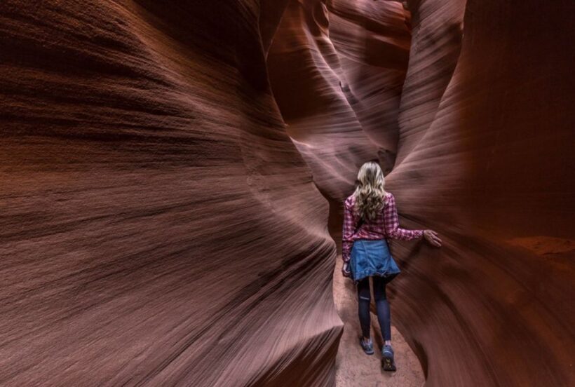 Page: Secret Antelope Canyon Tour - An In-Depth Look at the Tour