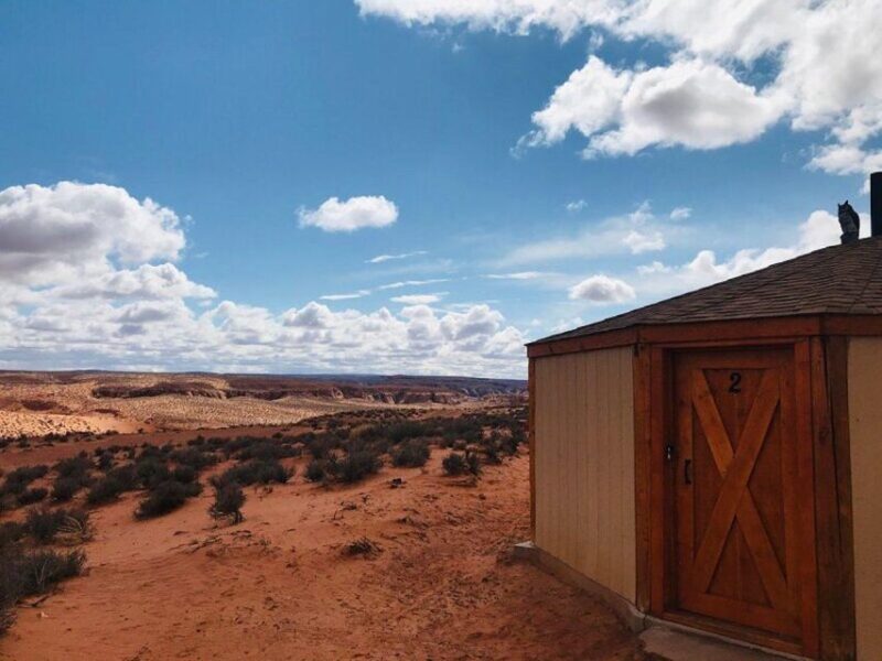 Page: Traditional Navajo Hogan Stay & Antelope Canyon Tour - FAQ