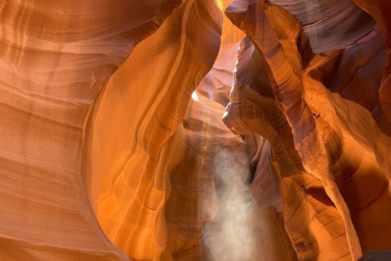 Page: Upper Antelope Canyon Sightseeing Tour w/ Entry Ticket - What to Expect from the Guides and the Experience
