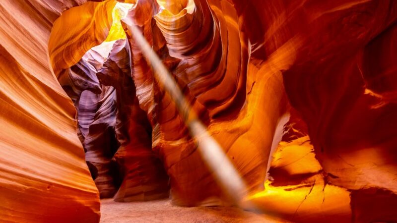 Page: Upper Antelope Canyon Tour with Navajo Guide - An In-Depth Look at the Experience