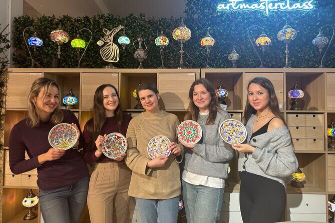 Paint and Sip Classes Brisbane: Ceramic Plates & Bowls - The Sum Up: Who Will Love This Experience?