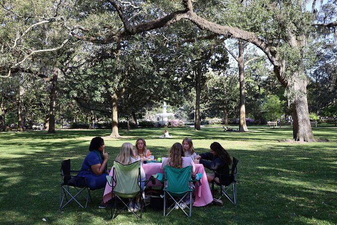 Paint Tiny Canvases in Forsyth Park - Discovering Savannah’s Artistic Side in Forsyth Park