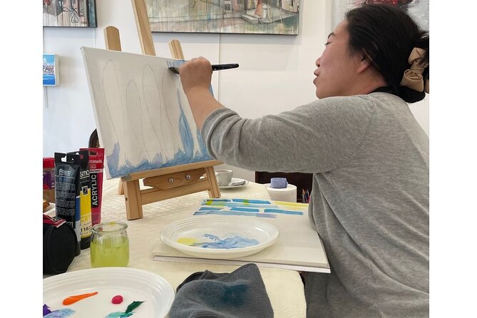 Painting class at an Art Gallery in Lisbon - What Past Participants Are Saying