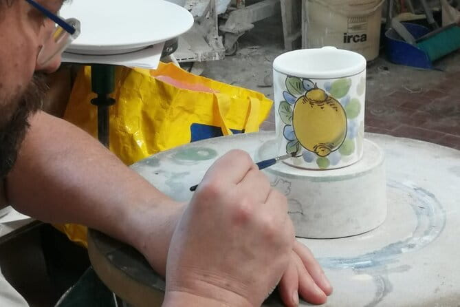 Painting Experience in Florence: Create Your Own Florentine Lily - Who Should Consider This Tour?