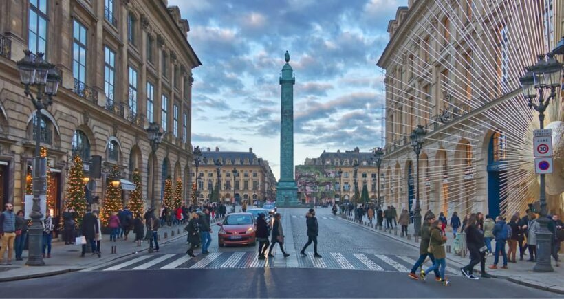 Pairs: The Opera to Hotel des Invalides Guided Walking Tour - Walking Through Paris’s Historic Core: What to Expect