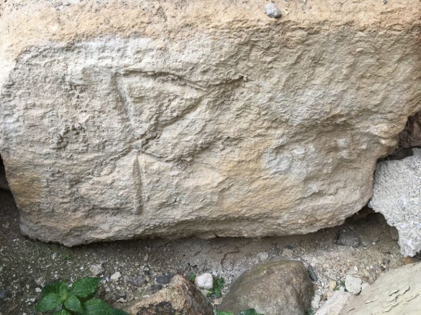 Palace of Knossos Small Group Tour - Key Points