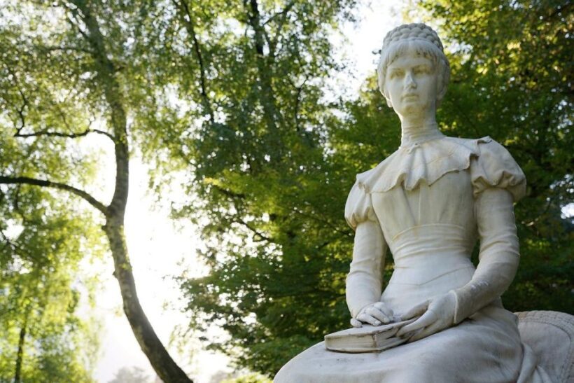 Palace of Queen Elisabeth Tour - Key Points