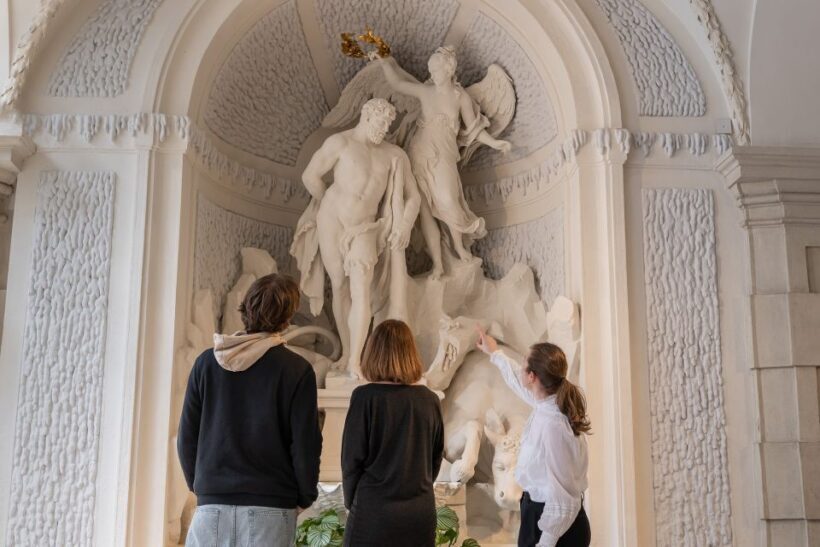Palais Lobkowitz Audio Guide Tour - What is the Palais Lobkowitz?