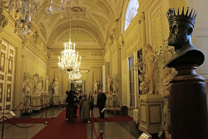 Palatina Gallery and Pitti Tour in Florence - Guided Commentary and Engagement