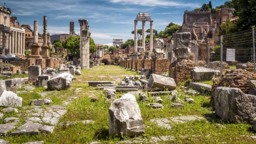 Palatine Hill and Roman Forum Tour with Fast-Track Entrance - Duration and Group Size