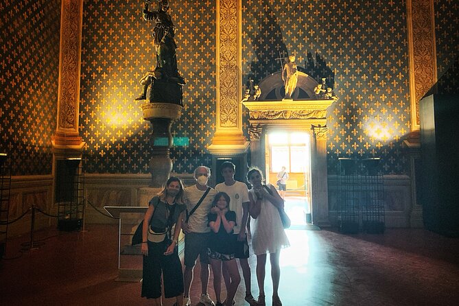 Palazzo Vecchio Tales - Into Medicis Secrets and Mythology Simbols - Unveiling the Secrets of Palazzo Vecchio