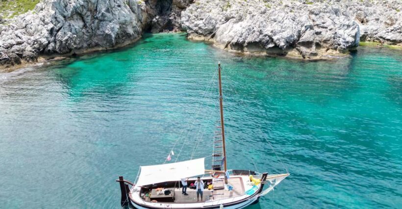 Palermo: boat tour among caves and breathtaking landscapes - Exploring the Itinerary in Detail