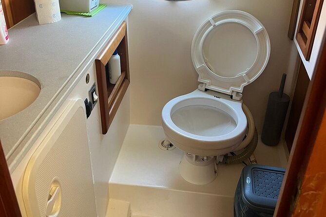 Palermo: Boat Tour Luxury - Scenic Beauty of Palermos Coast