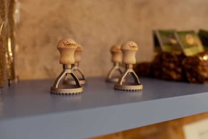 Palermo: Market Tour and Sicilian Cooking Class With Lunch - Gaining Culinary Insights and Traditions