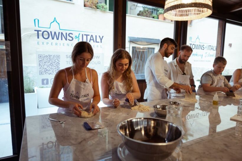 Palermo: Pizza and Gelato Cooking Class with Dinner and Wine - What makes this experience stand out?