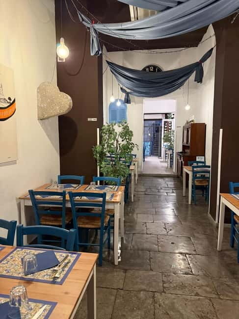 Palermo: Pizza & Tiramisu Class with Free Flowing Fine Wine - Why Travelers Love It