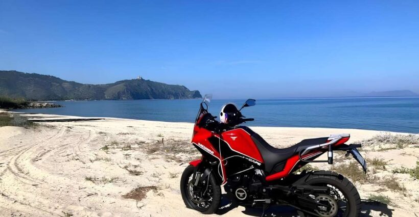 Palermo: Rent a motorbike and discover Sicily - Discovering Palermo on Two Wheels