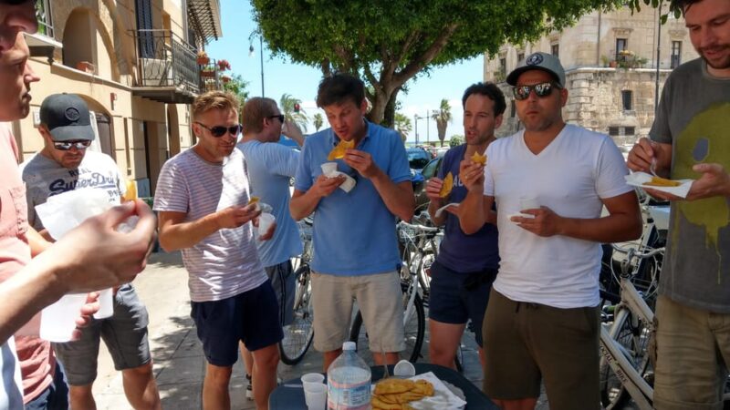 Palermo: Street Food Bike Tour with Dessert - Key Points