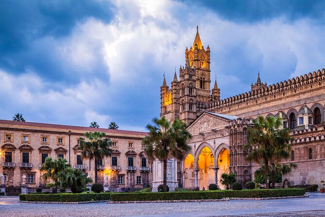 Palermo: Tour Historic Center, Catacombs & Monreale in CruiserCar - Visiting the Magnificent Monreale Cathedral