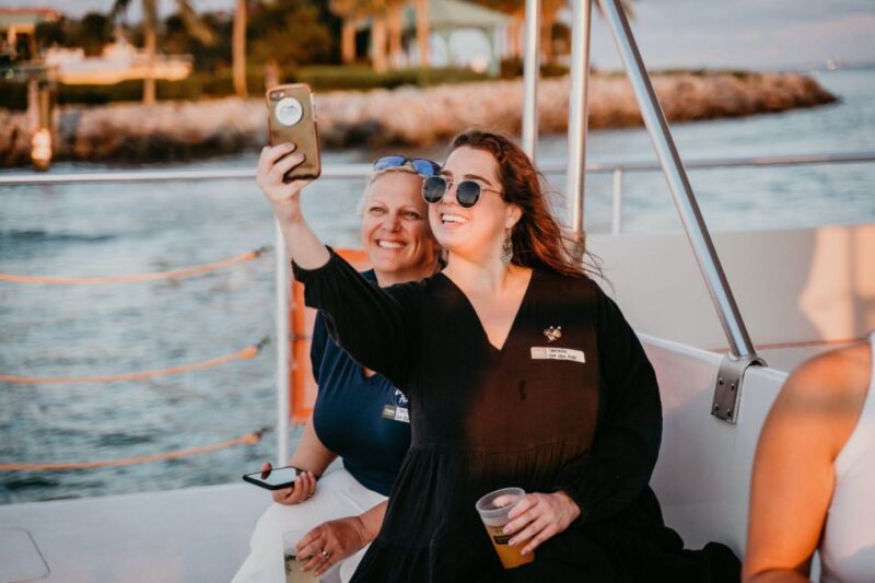 Palm Beach: Sightseeing Catamaran Cruise - FAQ