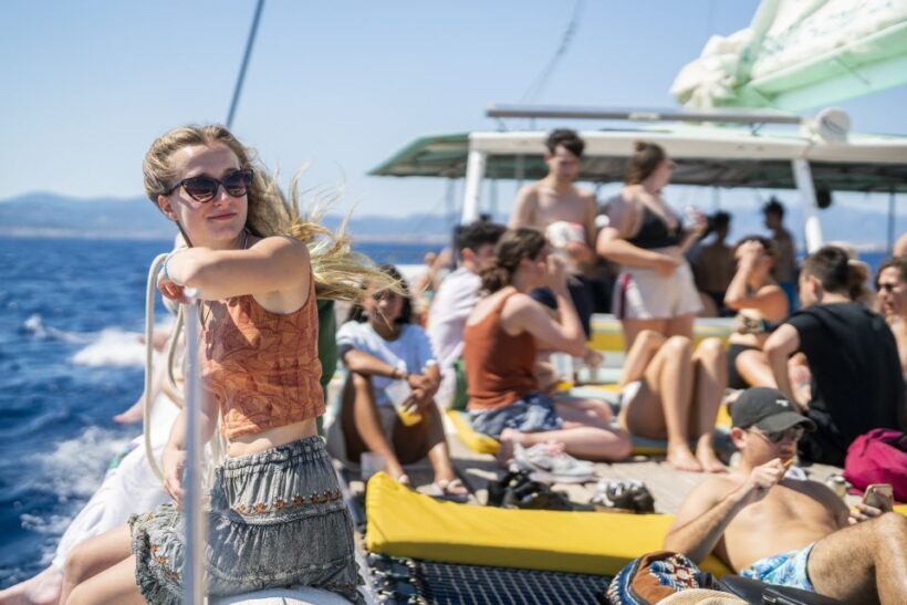 Palma de Mallorca: 5-Hour Catamaran Cruise with Lunch & Swim - FAQs