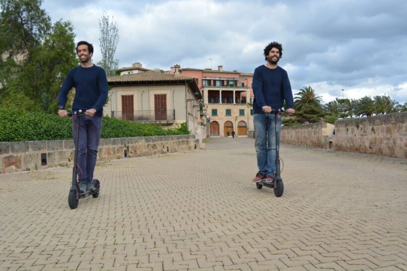 Palma de Mallorca: E-Scooter Rental - Why Rent an E-Scooter in Palma de Mallorca?