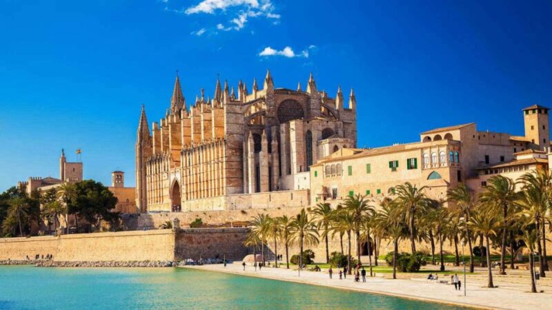 Palma de Mallorca: Old Town Guided Tour & Cathedral Visit - Key Points