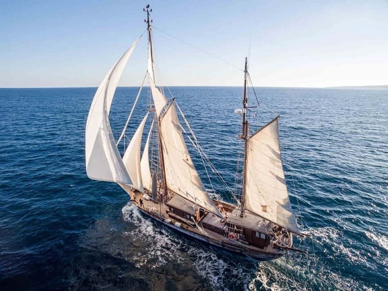 Palma de Mallorca: Wooden Sailboat; Food, Views & History - Key Points