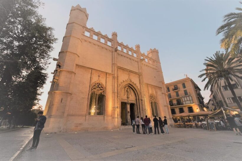 Palma: Old Town Tour & Cathedral Skip-the-Line Ticket - Authentic Experiences and Real Traveler Feedback