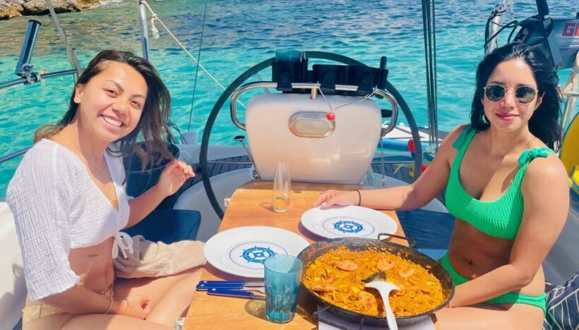 Palma: Private Sailing Boat Excursion with Optional Paella - The Boats and Group Dynamics