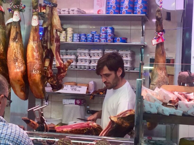 Palma: Walking Tour with Mediterranean Delicacies - A Detailed Look at the Palma Walking Tour Experience