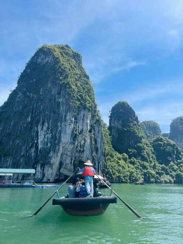 Pamela Cruise: HaLong Bay day trip with Lunch & Activities - FAQ