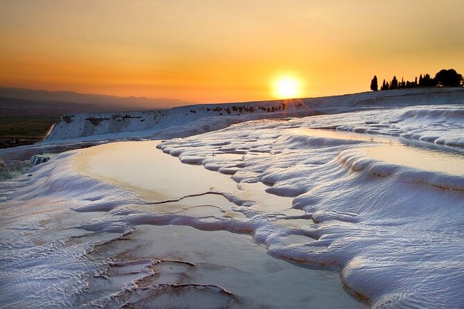 Pamukkale Full-Day Tour From Antalya With Lunch - Scenic Pamukkale Landscape