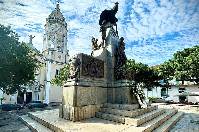 Panama Beyond (Secrets & Best City Tour Ever!) - Landmarks and Architectural Gems